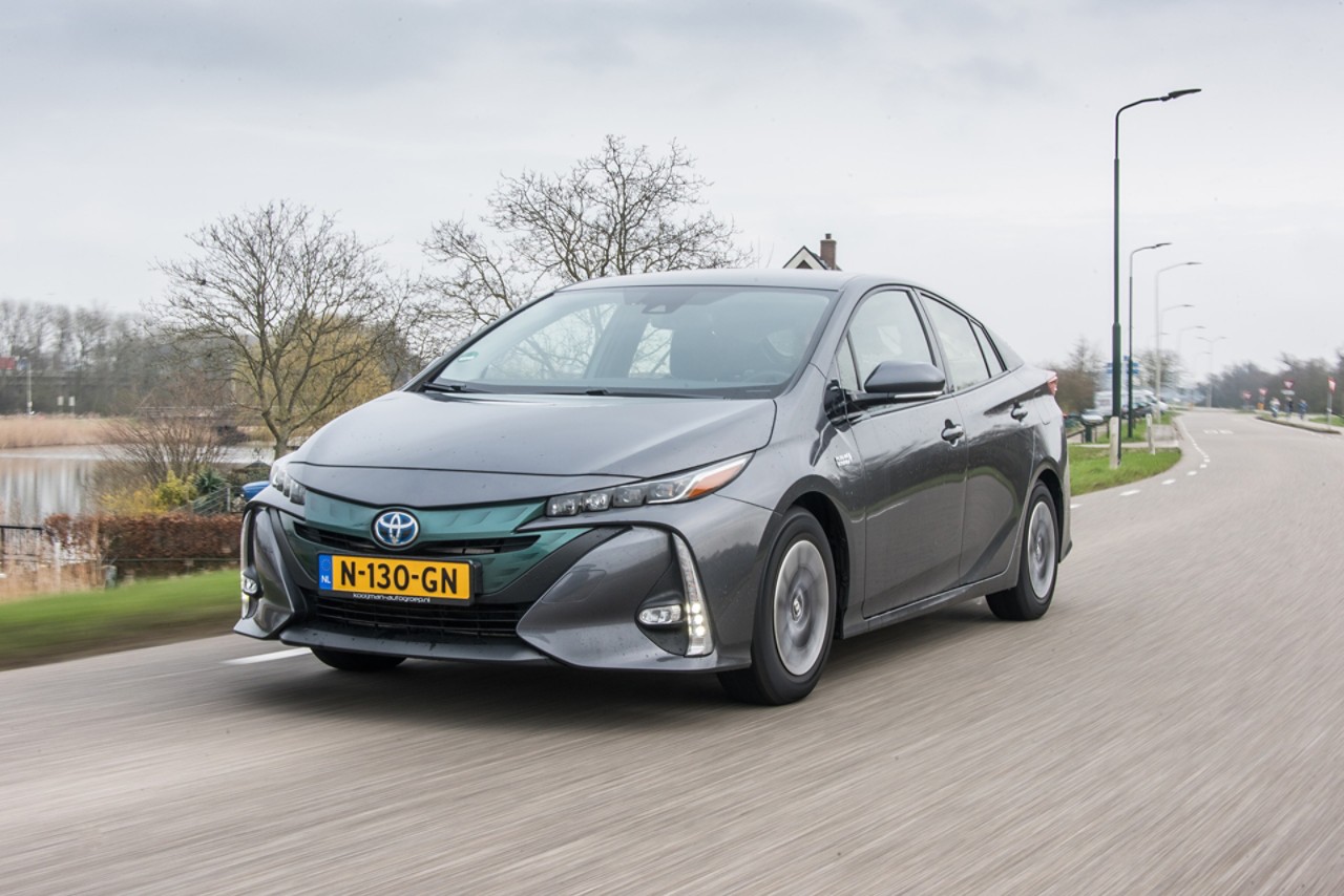Blikvanger van de maand: Prius Plug-in Hybrid | Toyota.nl